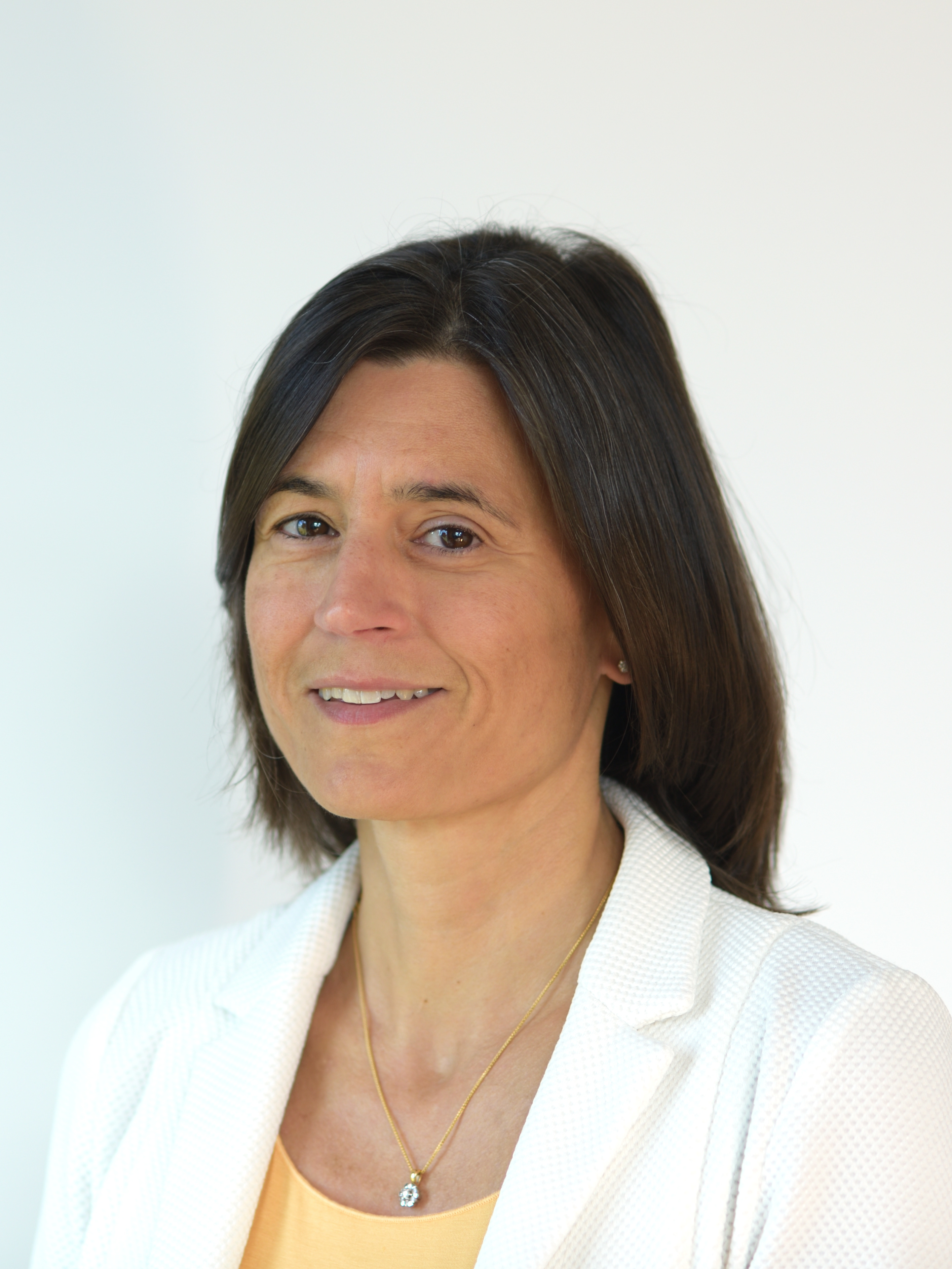 Dr. Nadja Bauer - R&W Fachkonferenzen