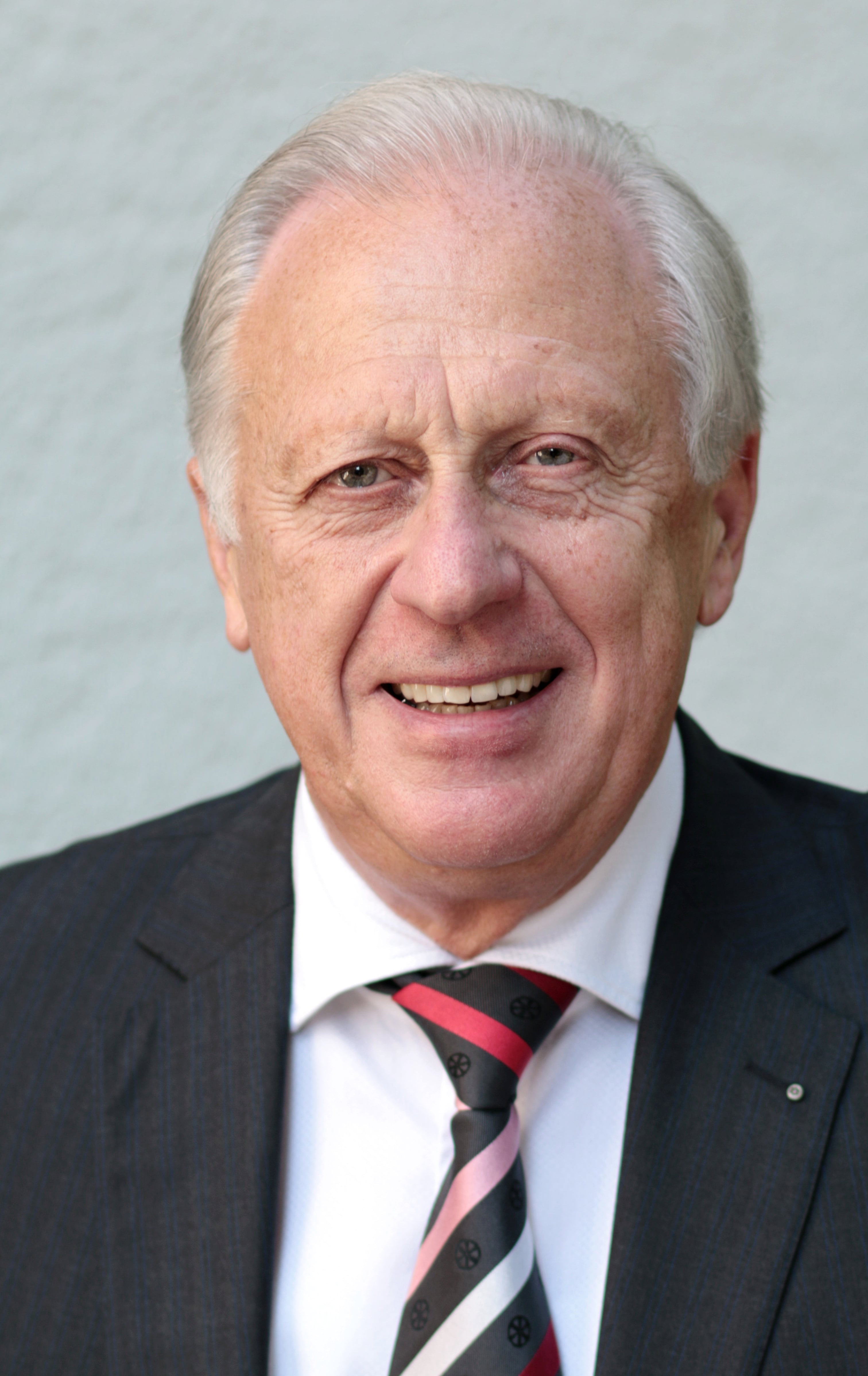 Prof. Dr. Dr. h.c. mult. Hanns Prütting - R&W Fachkonferenzen